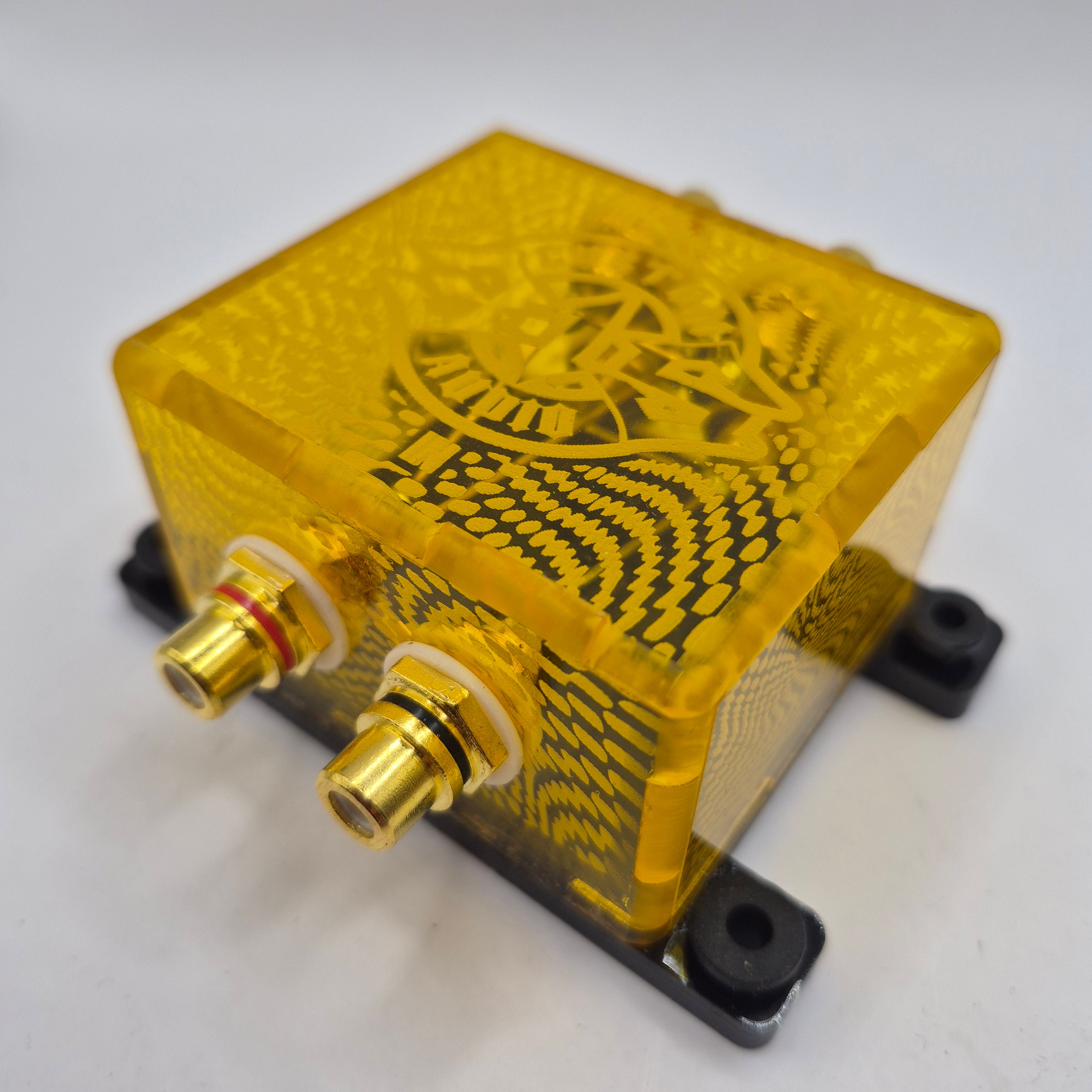 RCA Distribution block 1 to 2 – 315 Custom Audio